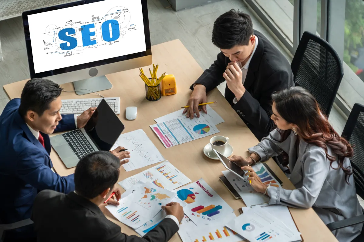 In-House vs. Agency SEO: Find the Right Balance for Growth